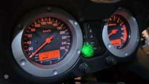 Pelēks Suzuki DL 2003 Viļņa, ar dzinēja tilpumu 1.00 L un nobraukumu 49 tūkst. km par 2850 €, foto 8 vietnē AUTOMOTO.COM.LV