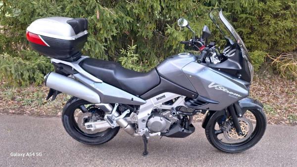 Pelēks Suzuki DL 2005 Kauņa, ar dzinēja tilpumu 1.00 L un nobraukumu 55 tūkst. km par 2700 €, foto 5 vietnē AUTOMOTO.COM.LV