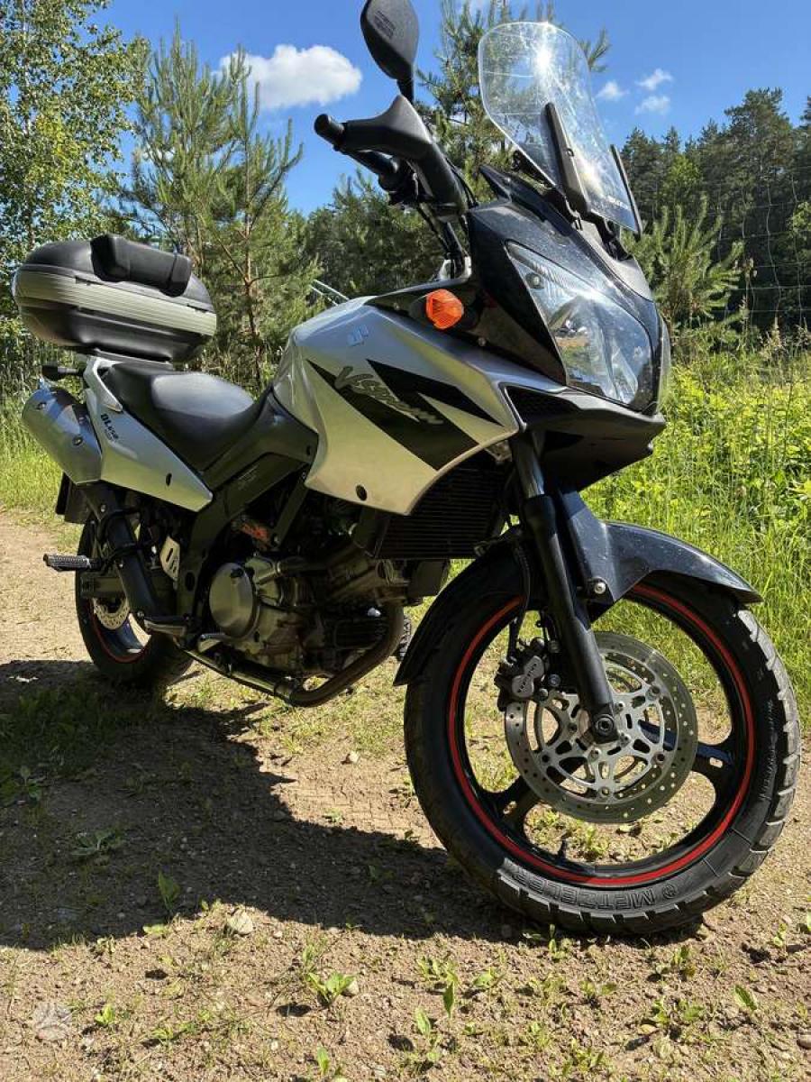Pelēks Suzuki DL 2005 Ukmergė, ar dzinēja tilpumu 0.65 L un nobraukumu 67 tūkst. km par 2700 €, foto 4 vietnē AUTOMOTO.COM.LV