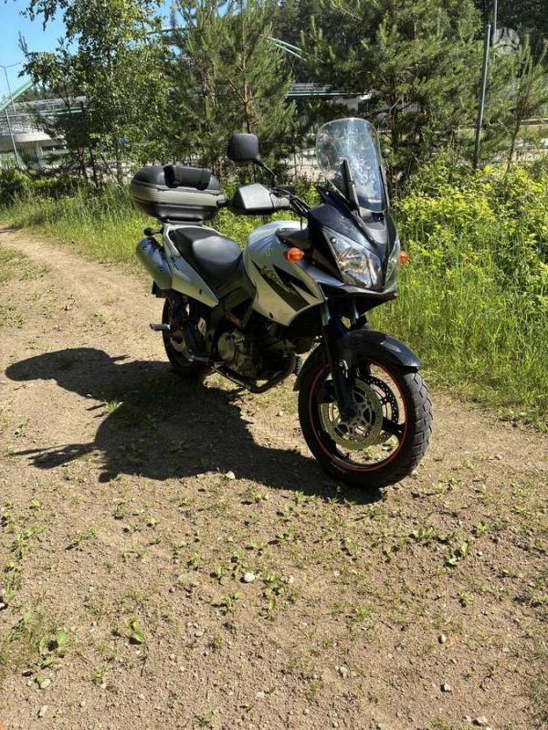 Pelēks Suzuki DL 2005 Ukmergė, ar dzinēja tilpumu 0.65 L un nobraukumu 67 tūkst. km par 2700 €, foto 6 vietnē AUTOMOTO.COM.LV