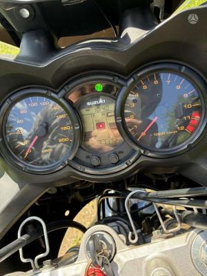 Pelēks Suzuki DL 2005 Ukmergė, ar dzinēja tilpumu 0.65 L un nobraukumu 67 tūkst. km par 2700 €, foto 9 vietnē AUTOMOTO.COM.LV