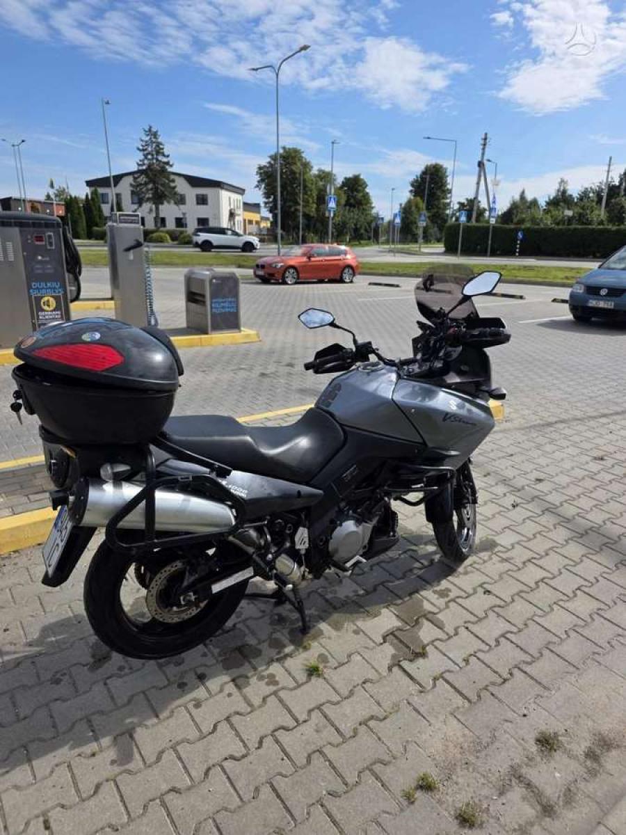 Серый Сузуки DL 2007 в Кретинга, объемом двигателя 1.00 л и пробегом 75 тыс. км за 3499 €, фото 5 на AUTOMOTO.COM.LV