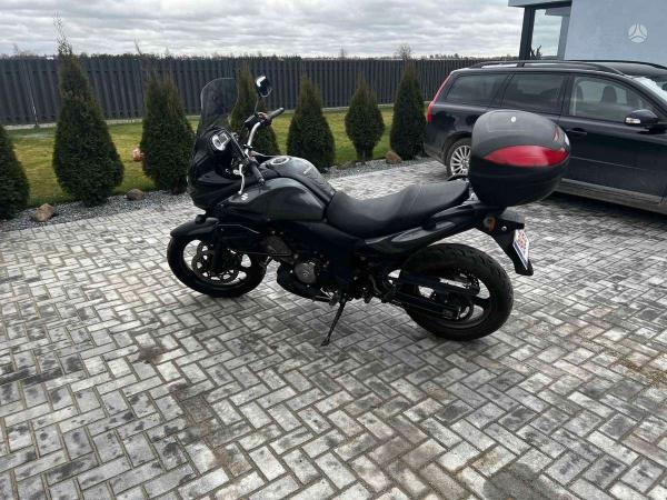 Grey Suzuki DL 2013 in Siauliai, with an engine capacity of 0.65 L and mileage of 54 thousand km for 3400 €, photo 8 on AUTOMOTO.COM.LV