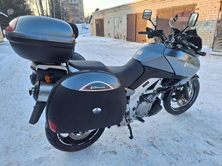 Suzuki DL 2002 Prienai, ar dzinēja tilpumu 1.00 L un nobraukumu 35 tūkst. km par 3350 €, foto 17 vietnē AUTOMOTO.COM.LV