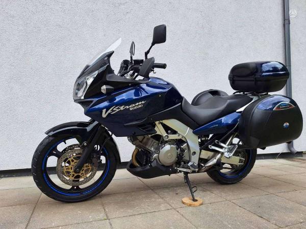 Suzuki DL 2002 in Prienai on AUTOMOTO.COM.LV Suzuki DL 2002 in Prienai, with an engine capacity of 1.00 L and mileage of 36 thousand km for 3350 €, photo 9 on AUTOMOTO.COM.LV