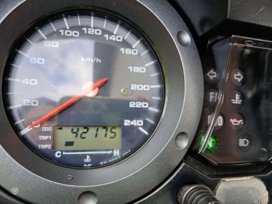 Suzuki DL 2003 in Prienai, with an engine capacity of 1.00 L and mileage of 42 thousand km for 3250 €, photo 14 on AUTOMOTO.COM.LV