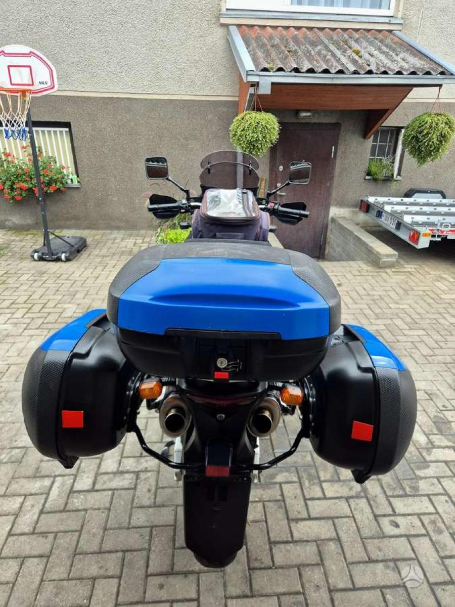 Suzuki DL 2003 in Prienai, with an engine capacity of 1.00 L and mileage of 75 thousand km for 2950 €, photo 10 on AUTOMOTO.COM.LV