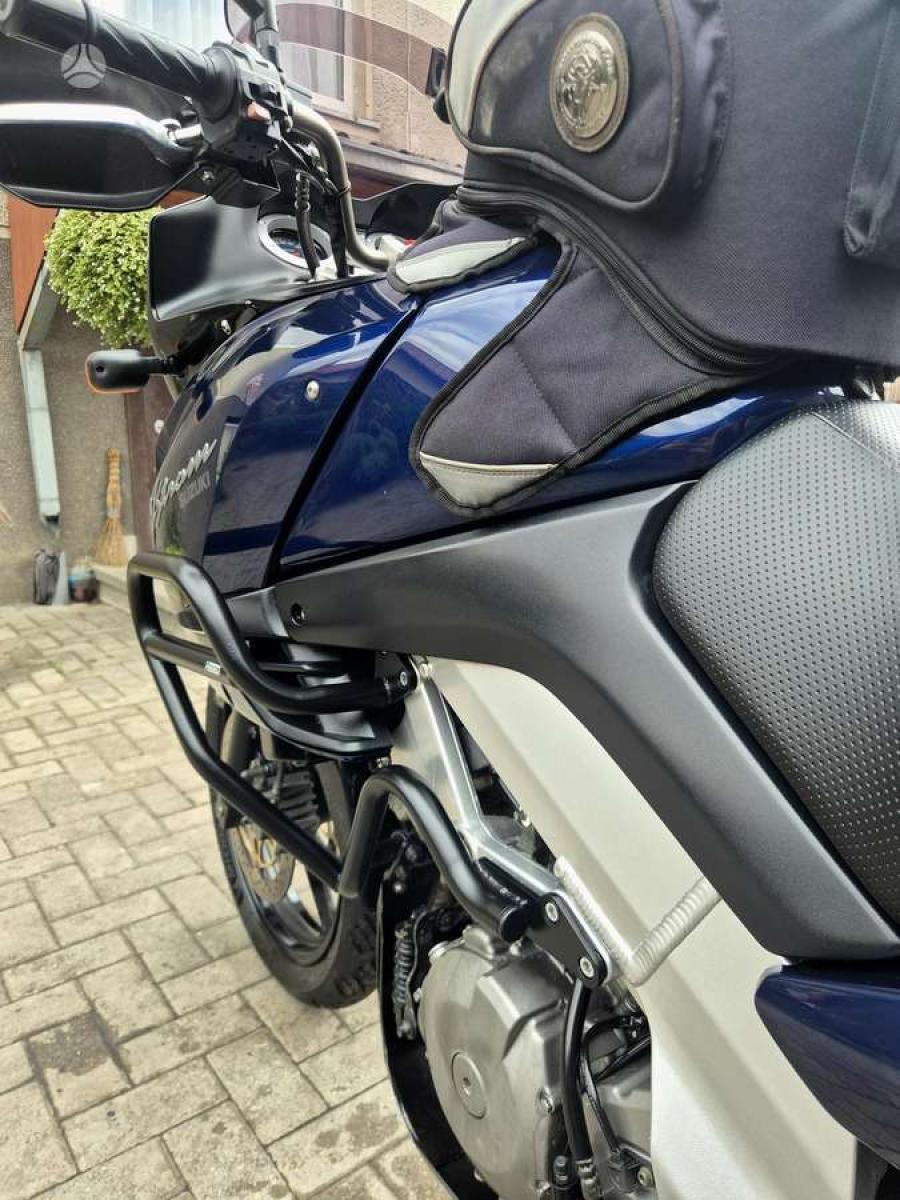 Suzuki DL 2003 in Prienai, with an engine capacity of 1.00 L and mileage of 75 thousand km for 2950 €, photo 20 on AUTOMOTO.COM.LV