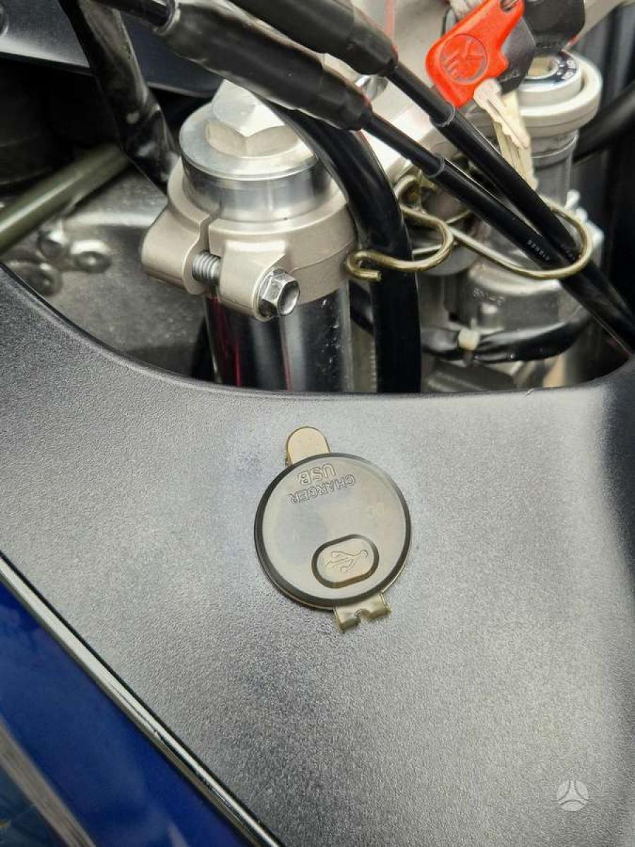 Suzuki DL 2003 in Prienai, with an engine capacity of 1.00 L and mileage of 75 thousand km for 2950 €, photo 26 on AUTOMOTO.COM.LV