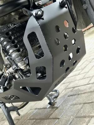 Suzuki DL 2003 in Prienai, with an engine capacity of 1.00 L and mileage of 75 thousand km for 2950 €, photo 28 on AUTOMOTO.COM.LV