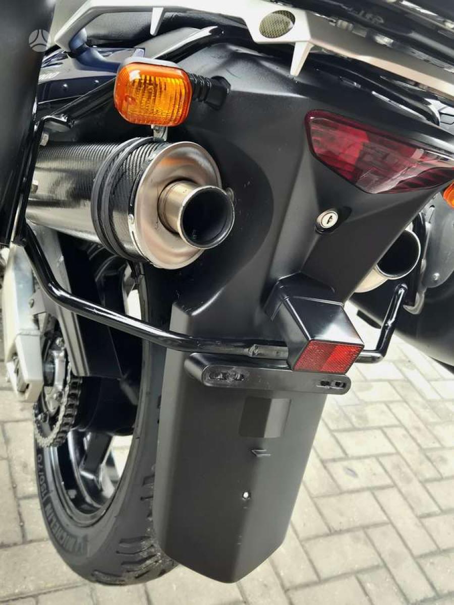 Suzuki DL 2003 in Prienai, with an engine capacity of 1.00 L and mileage of 75 thousand km for 2950 €, photo 29 on AUTOMOTO.COM.LV