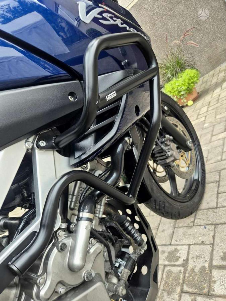 Suzuki DL 2003 in Prienai, with an engine capacity of 1.00 L and mileage of 75 thousand km for 2950 €, photo 30 on AUTOMOTO.COM.LV