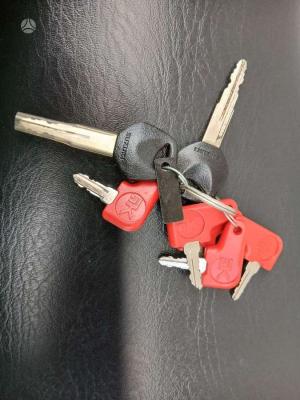 Suzuki DL 2003 Prienai, ar dzinēja tilpumu 1.00 L un nobraukumu 42 tūkst. km par 3250 €, foto 10 vietnē AUTOMOTO.COM.LV