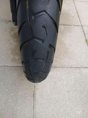 Suzuki DL 2003 Prienai, ar dzinēja tilpumu 1.00 L un nobraukumu 42 tūkst. km par 3250 €, foto 12 vietnē AUTOMOTO.COM.LV