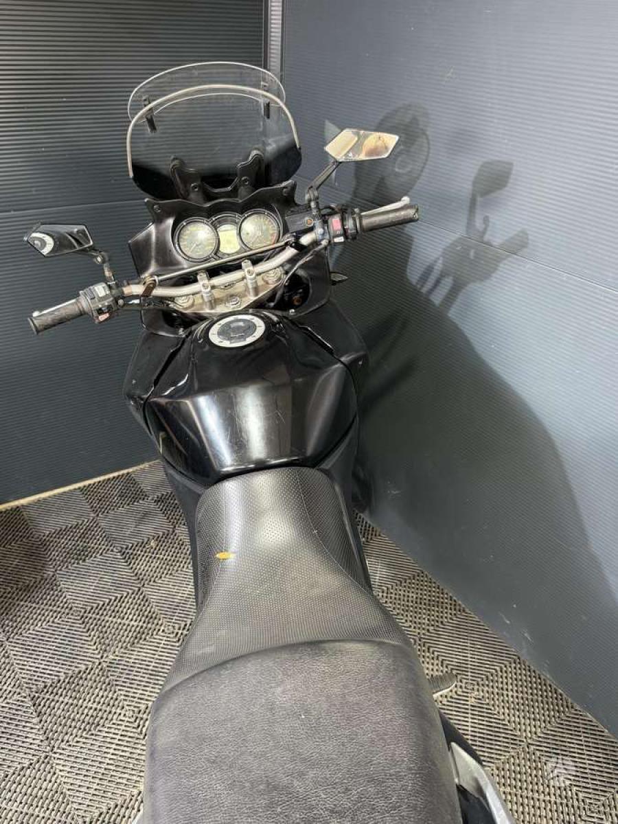 Suzuki DL 2004 in Taurage, with an engine capacity of 0.65 L and mileage of 45 thousand km for 1650 €, photo 7 on AUTOMOTO.COM.LV