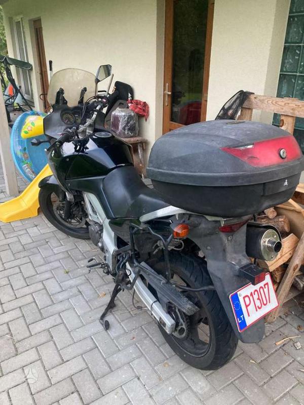 Suzuki DL 2005 in Sirvintos, with an engine capacity of 0.65 L and mileage of 66 thousand km for 1550 €, photo 2 on AUTOMOTO.COM.LV