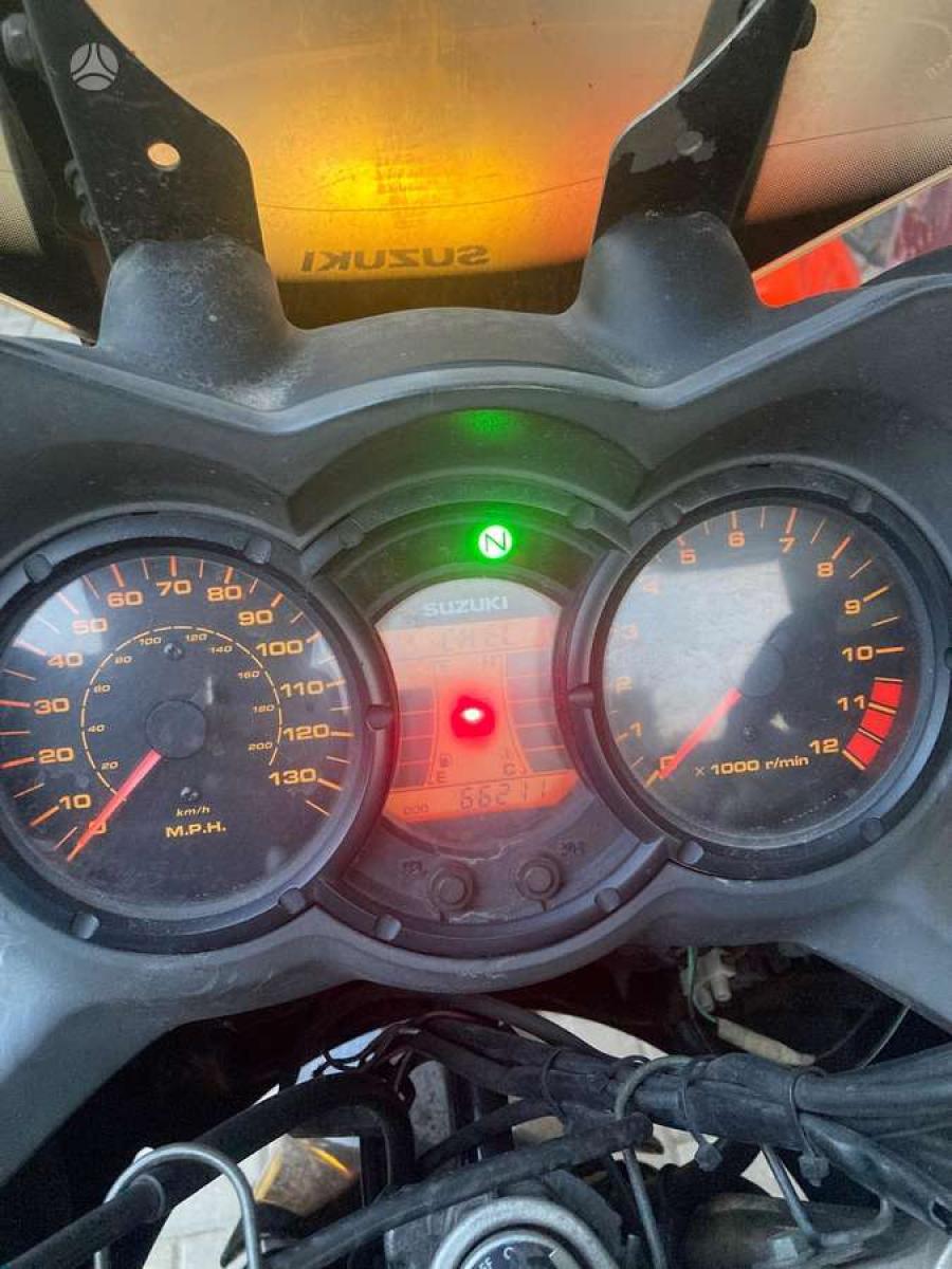 Suzuki DL 2005 in Sirvintos, with an engine capacity of 0.65 L and mileage of 66 thousand km for 1550 €, photo 7 on AUTOMOTO.COM.LV