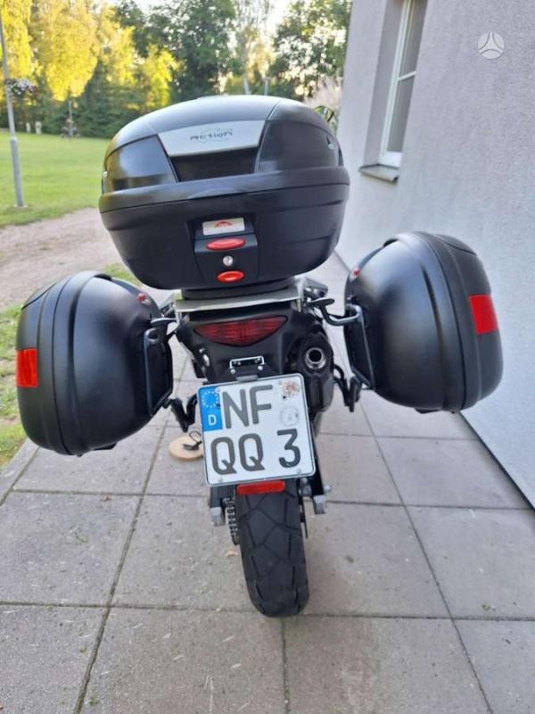 Suzuki DL 2006 Prienai, ar dzinēja tilpumu 0.65 L un nobraukumu 32 tūkst. km par 3350 €, foto 3 vietnē AUTOMOTO.COM.LV
