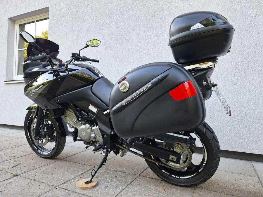 Suzuki DL 2006 Prienai, ar dzinēja tilpumu 0.65 L un nobraukumu 32 tūkst. km par 3350 €, foto 5 vietnē AUTOMOTO.COM.LV
