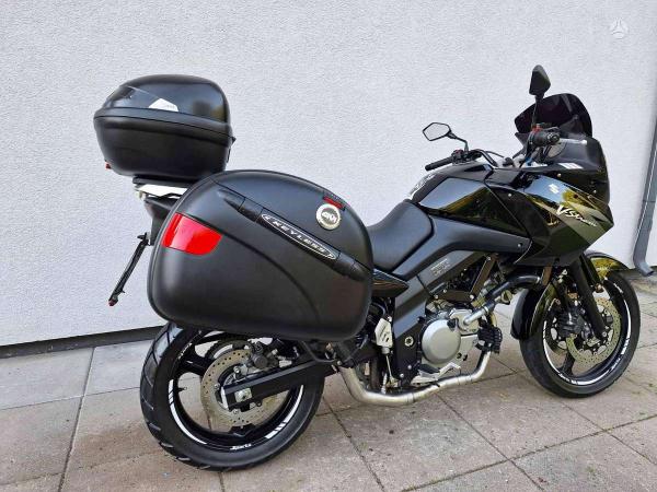 Suzuki DL 2006 in Prienai, with an engine capacity of 0.65 L and mileage of 32 thousand km for 3350 €, photo 7 on AUTOMOTO.COM.LV