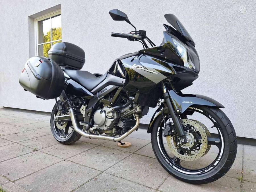 Suzuki DL 2006 Prienai, ar dzinēja tilpumu 0.65 L un nobraukumu 32 tūkst. km par 3350 €, foto 18 vietnē AUTOMOTO.COM.LV