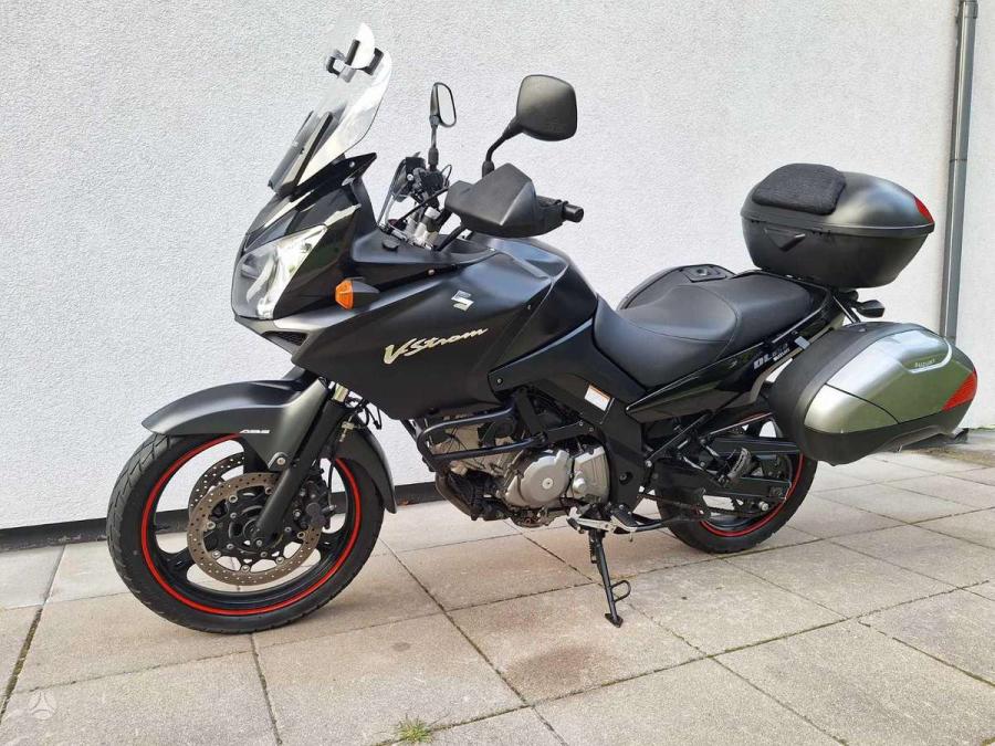 Suzuki DL 2006 in Prienai, with an engine capacity of 0.65 L and mileage of 46 thousand km for 3150 €, photo 1 on AUTOMOTO.COM.LV