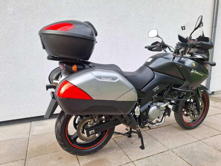 Suzuki DL 2006 in Prienai, with an engine capacity of 0.65 L and mileage of 46 thousand km for 3150 €, photo 5 on AUTOMOTO.COM.LV