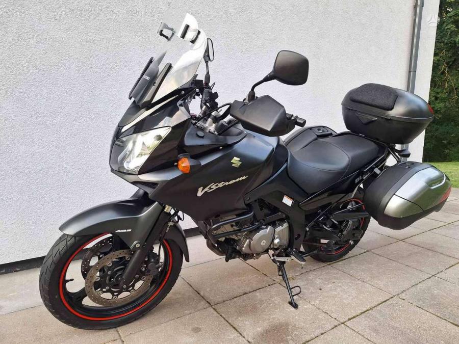Suzuki DL 2006 in Prienai, with an engine capacity of 0.65 L and mileage of 46 thousand km for 3150 €, photo 8 on AUTOMOTO.COM.LV