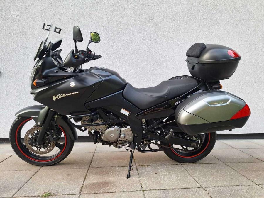 Suzuki DL 2006 in Prienai, with an engine capacity of 0.65 L and mileage of 46 thousand km for 3150 €, photo 26 on AUTOMOTO.COM.LV
