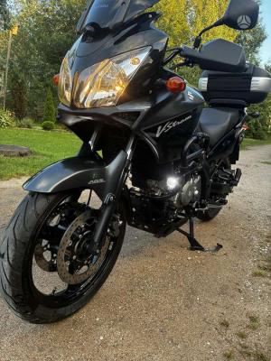 Suzuki DL 2007 in Trakai, with an engine capacity of 0.65 L and mileage of 69 thousand km for 3000 €, photo  on AUTOMOTO.COM.LV