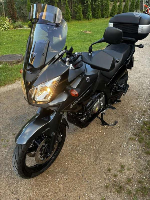 Suzuki DL 2007 in Trakai, with an engine capacity of 0.65 L and mileage of 69 thousand km for 3000 €, photo 2 on AUTOMOTO.COM.LV