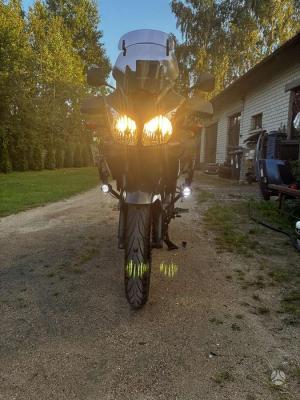 Suzuki DL 2007 in Trakai, with an engine capacity of 0.65 L and mileage of 69 thousand km for 3000 €, photo 12 on AUTOMOTO.COM.LV