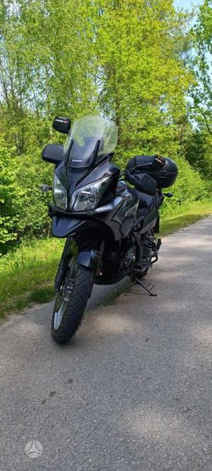 Suzuki DL 2010 in Joniskis, with an engine capacity of 0.65 L and mileage of 63 thousand km for 3100 €, photo  on AUTOMOTO.COM.LV