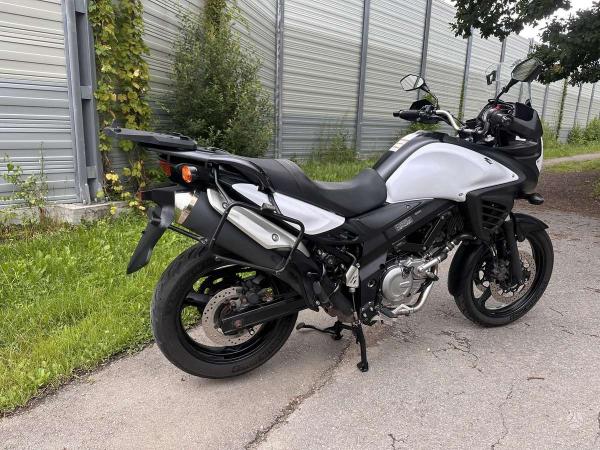 Suzuki DL 2014 in Kaunas, with an engine capacity of 0.65 L and mileage of 58 thousand km for 3550 €, photo 3 on AUTOMOTO.COM.LV