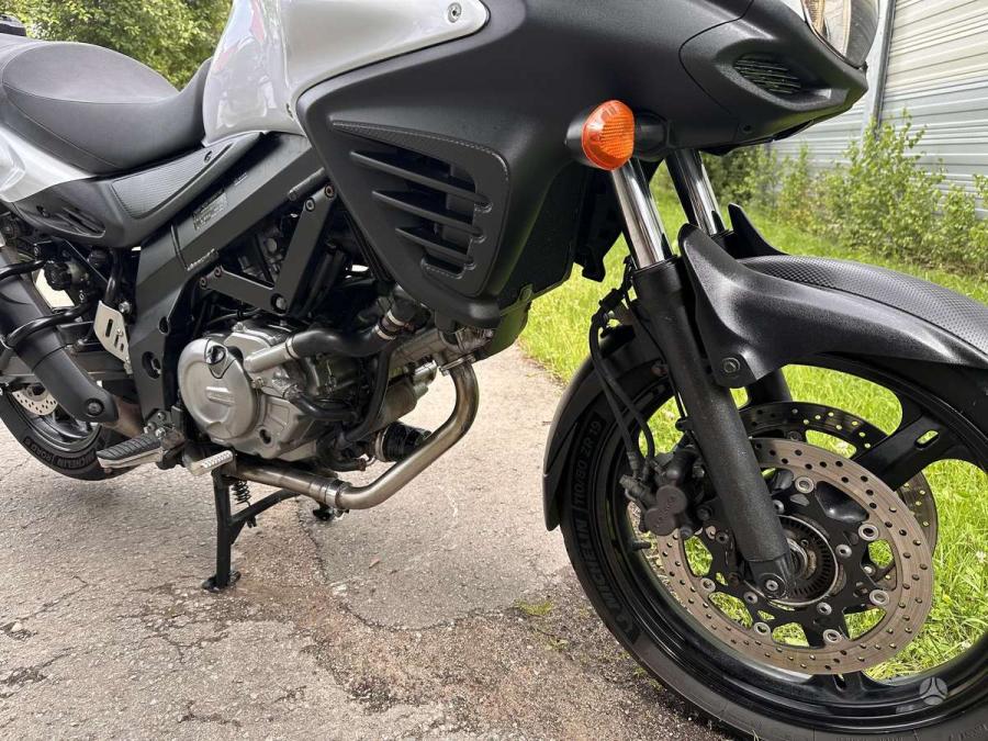 Suzuki DL 2014 in Kaunas, with an engine capacity of 0.65 L and mileage of 58 thousand km for 3550 €, photo 16 on AUTOMOTO.COM.LV