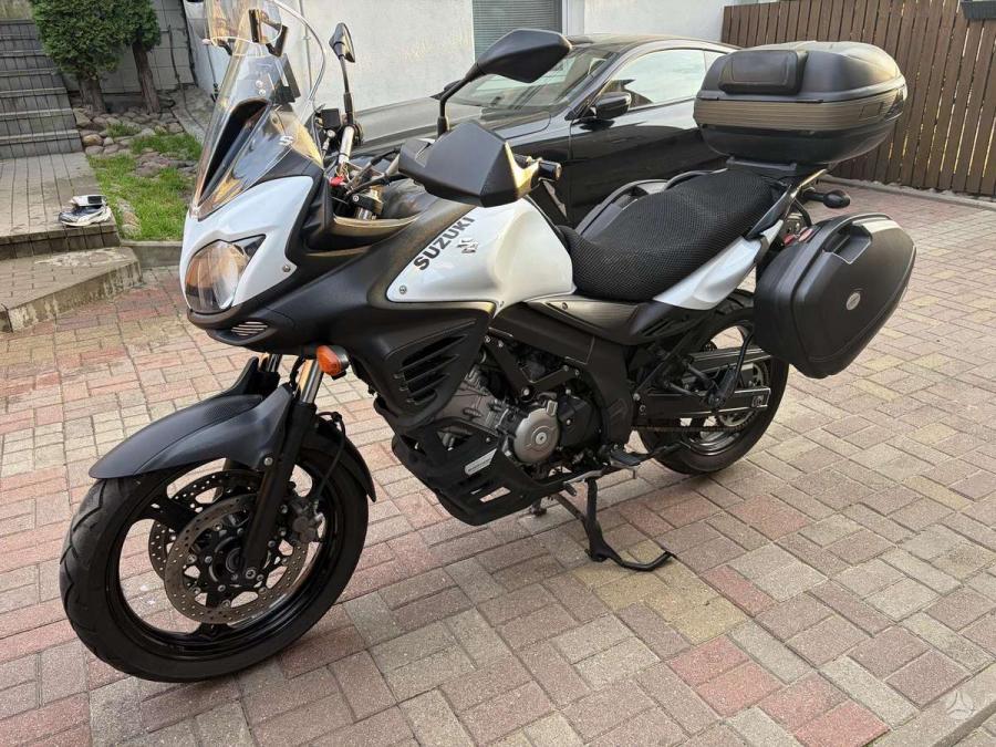 Suzuki DL 2014 in Vilnius, with an engine capacity of 0.65 L and mileage of 41 thousand km for 3800 €, photo 7 on AUTOMOTO.COM.LV