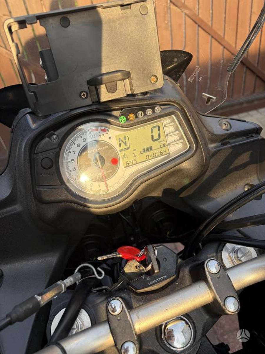 Suzuki DL 2014 in Vilnius, with an engine capacity of 0.65 L and mileage of 41 thousand km for 3800 €, photo 9 on AUTOMOTO.COM.LV