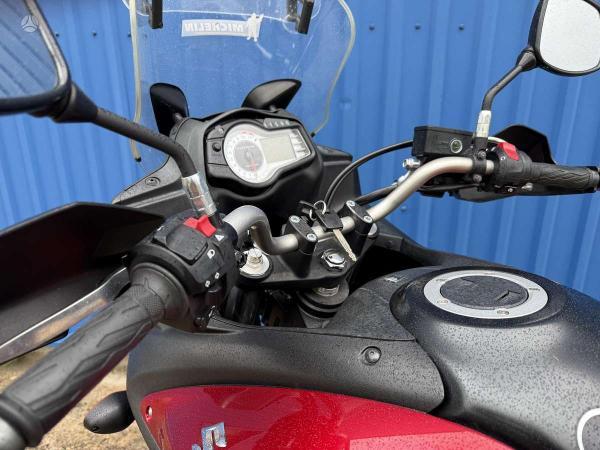 Suzuki DL 2015 in Ukmerge, with an engine capacity of 0.65 L and mileage of 125 thousand km for 3300 €, photo 7 on AUTOMOTO.COM.LV