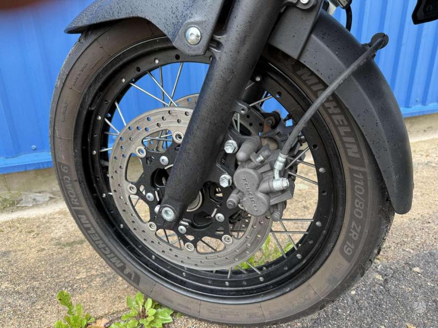 Suzuki DL 2015 in Ukmerge, with an engine capacity of 0.65 L and mileage of 125 thousand km for 3300 €, photo 10 on AUTOMOTO.COM.LV