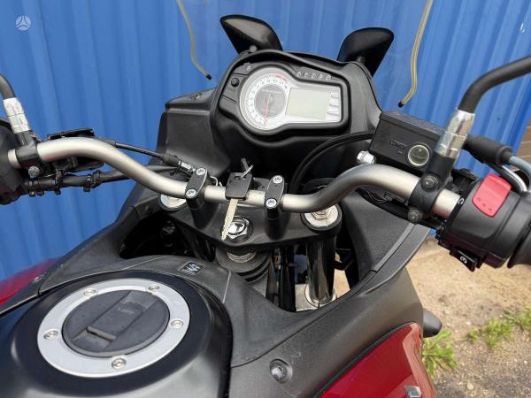 Suzuki DL 2015 in Ukmerge, with an engine capacity of 0.65 L and mileage of 125 thousand km for 3300 €, photo 11 on AUTOMOTO.COM.LV