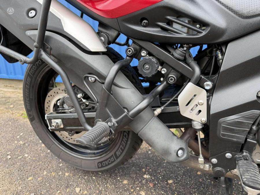 Suzuki DL 2015 in Ukmerge, with an engine capacity of 0.65 L and mileage of 125 thousand km for 3300 €, photo 21 on AUTOMOTO.COM.LV