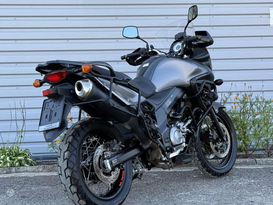 Suzuki DL 2015 in Ukmerge, with an engine capacity of 0.65 L and mileage of 125 thousand km for 3300 €, photo 26 on AUTOMOTO.COM.LV