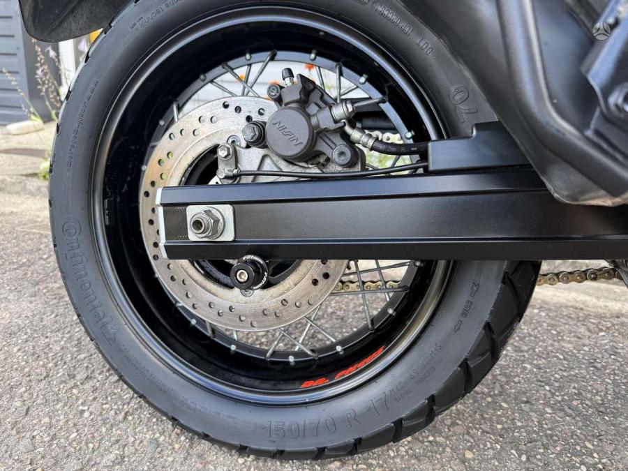 Suzuki DL 2015 in Ukmerge, with an engine capacity of 0.65 L and mileage of 125 thousand km for 3300 €, photo 29 on AUTOMOTO.COM.LV