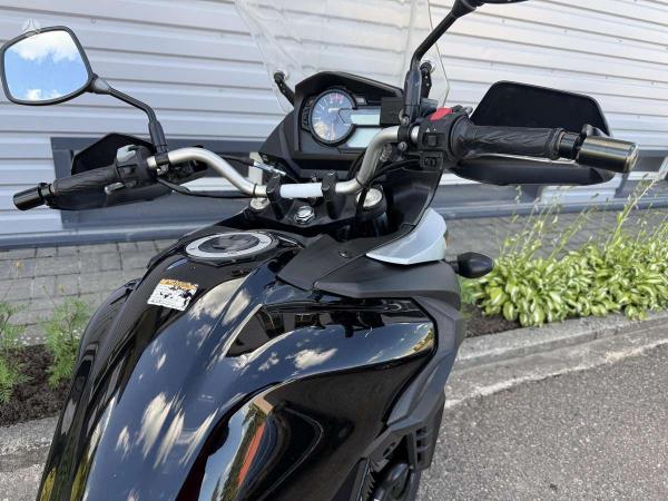 Suzuki DL 2017 in Ukmerge, with an engine capacity of 0.65 L and mileage of 108 thousand km for 3900 €, photo 6 on AUTOMOTO.COM.LV