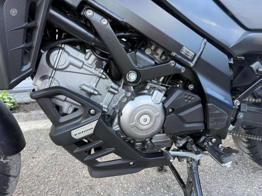Suzuki DL 2017 in Ukmerge, with an engine capacity of 0.65 L and mileage of 108 thousand km for 3900 €, photo 22 on AUTOMOTO.COM.LV