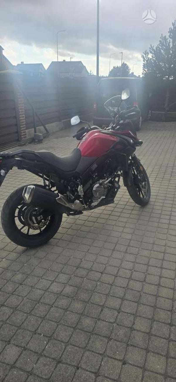 Suzuki DL 2022 in Klaipeda, with an engine capacity of 0.65 L and mileage of 2 thousand km for 8900 €, photo 4 on AUTOMOTO.COM.LV