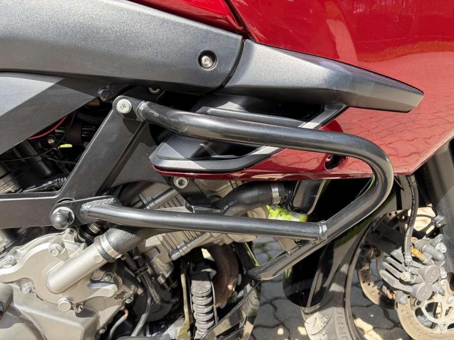 Red Suzuki DL 2007 in Ogre, with an engine capacity of 1.00 L and mileage of 75 thousand km for 3900 €, photo 13 on AUTOMOTO.COM.LV