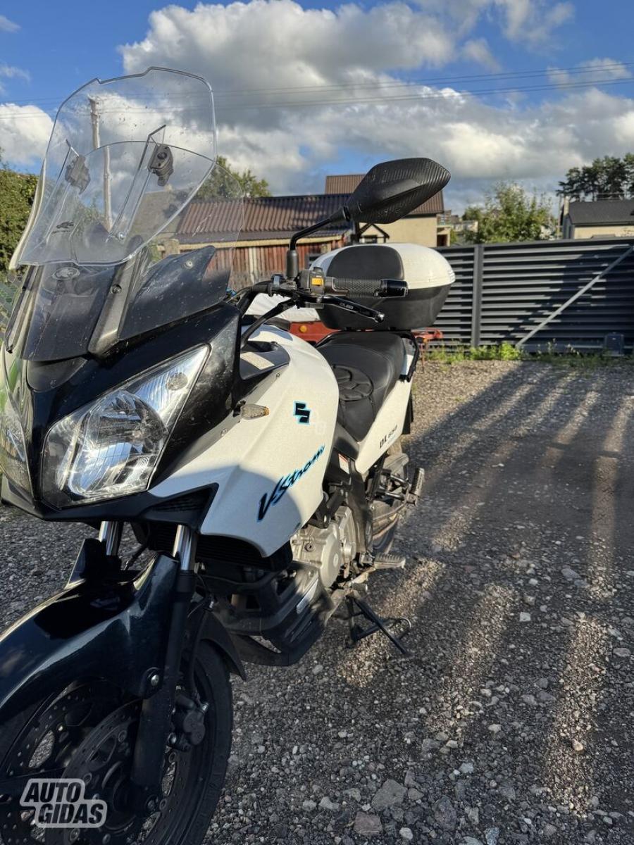 Balts Suzuki DL 2007 Alīta, ar dzinēja tilpumu 0.65 L un nobraukumu 35 tūkst. km par 2900 €, foto 3 vietnē AUTOMOTO.COM.LV