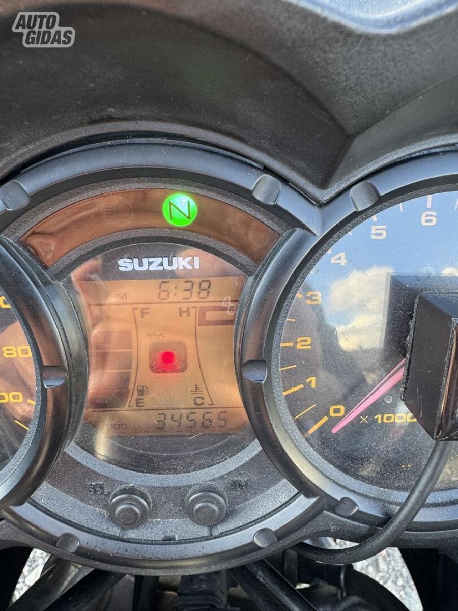 Balts Suzuki DL 2007 Alīta, ar dzinēja tilpumu 0.65 L un nobraukumu 35 tūkst. km par 2900 €, foto 6 vietnē AUTOMOTO.COM.LV