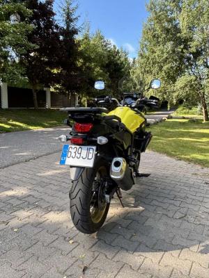 Yellow Suzuki DL 2022 in Vilnius, with an engine capacity of 0.65 L and mileage of 19 thousand km for 6099 €, photo 8 on AUTOMOTO.COM.LV